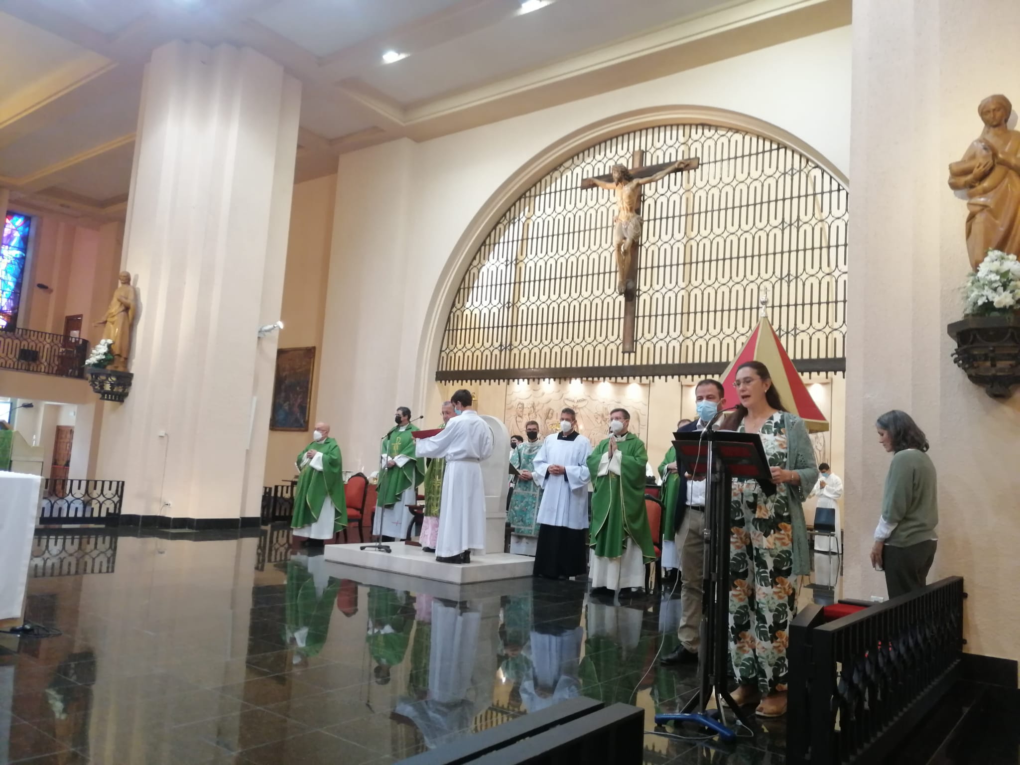 Fotos Eucaristía Inicio Año de la Sinodalidad - Delegación Apostolado ...